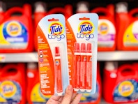 lululemon Dual Pouch Wristlet: Shop It Now Before It Sells Out - The ...