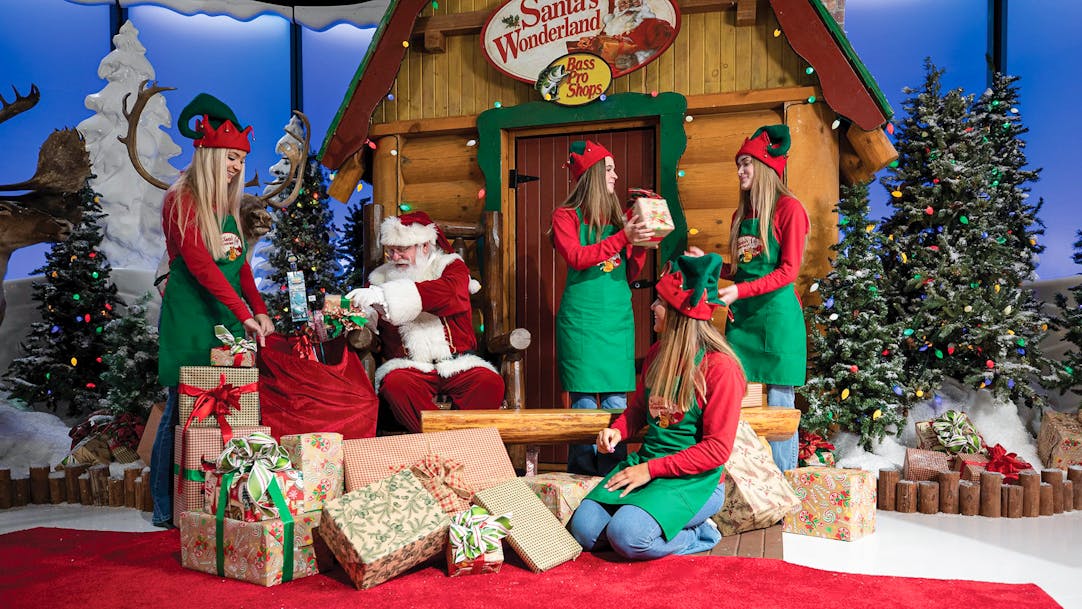 Free Bass Pro Santa Photos Are On in 2022 - The Krazy Coupon Lady