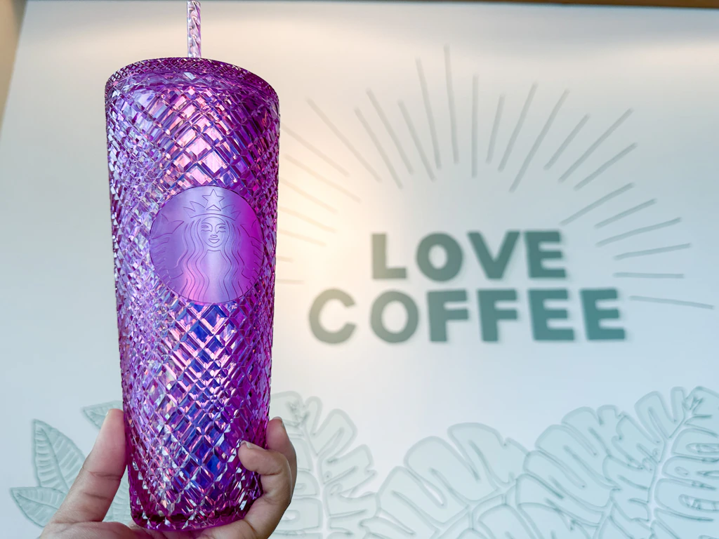 Starbucks Refill Policy: How It Works (And What You Can Get Free ...