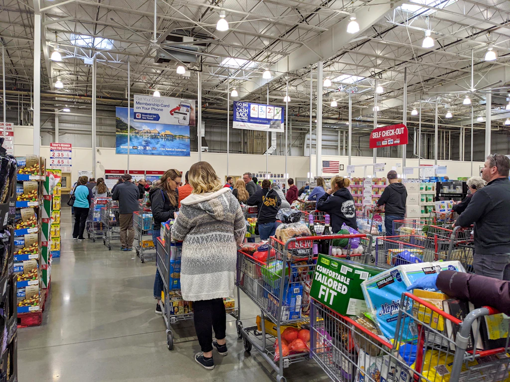 The Best Time to Go to Costco (And the Worst) - The Krazy Coupon Lady