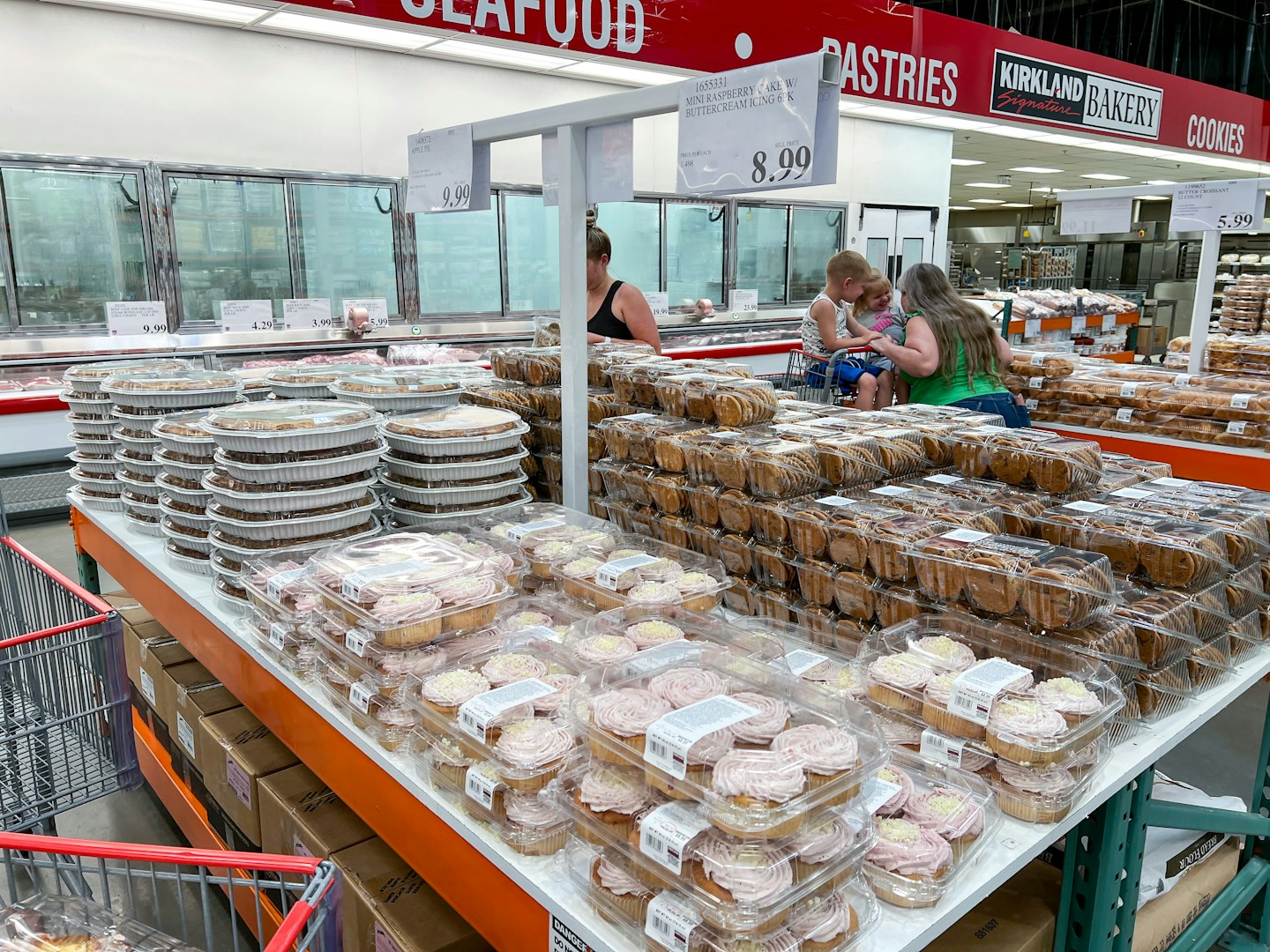 Where To Get a Free Wedding Cake Tasting - The Krazy Coupon Lady