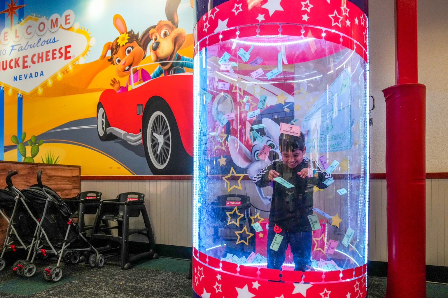 Chuck E. Cheese Birthday Party & Other Party Savings Tips - The Krazy ...