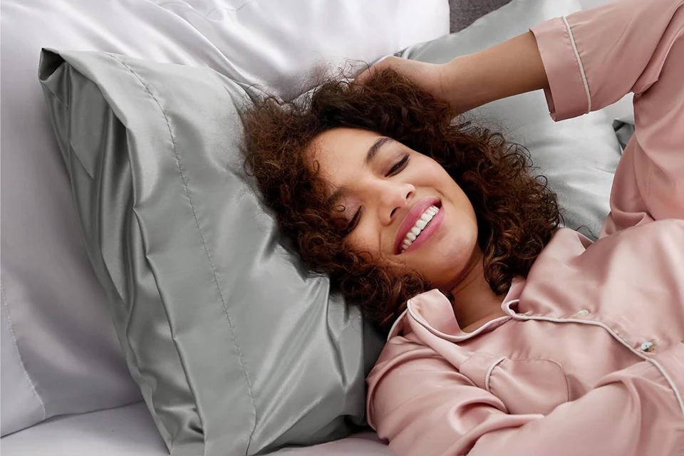 Satin Pillowcase 2-Pack, Just $5 on Amazon (Over 292,000 Ratings) - The ...