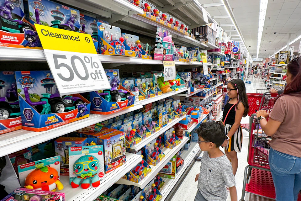 Ultimate Guide to Retail Markdown & Clearance Sale Schedules - The ...