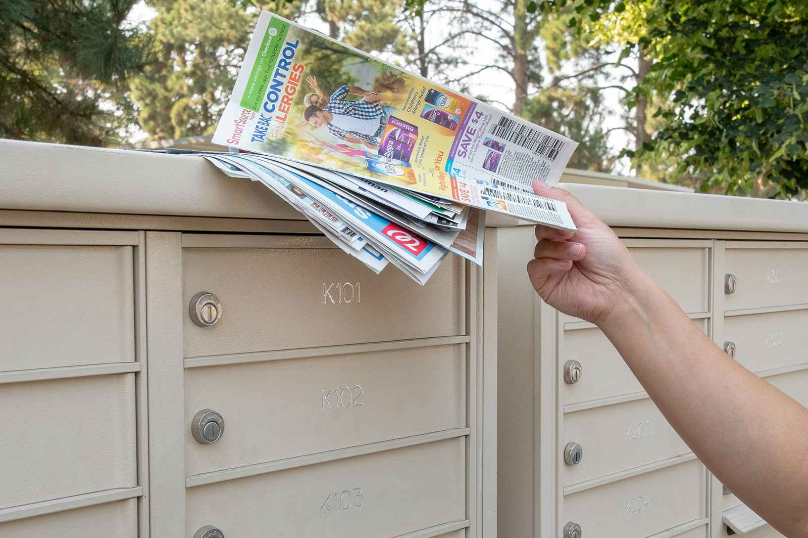 12 Ways to Get Newspaper Coupons And Sunday coupon inserts - The Krazy ...