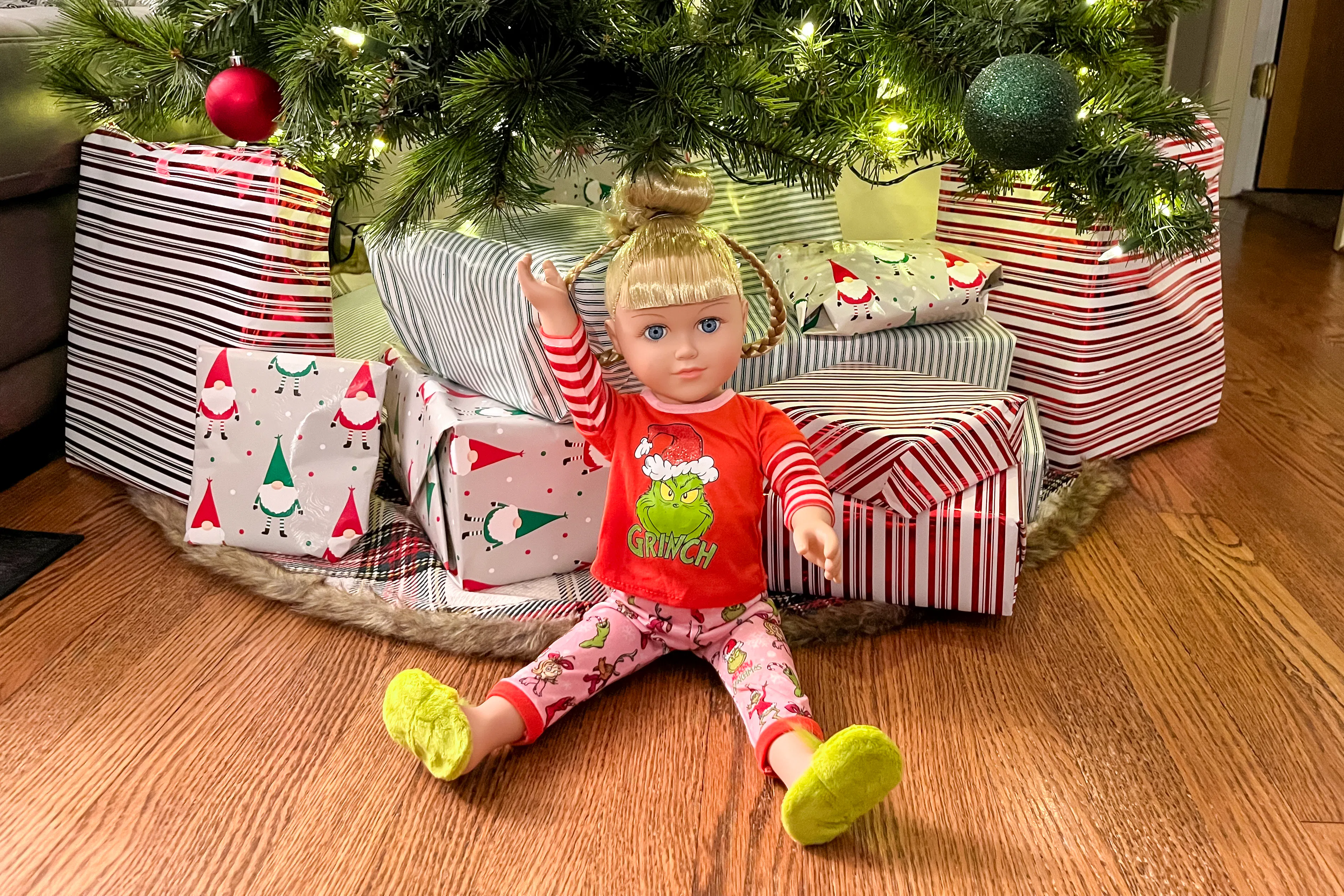 Best Grinch Holiday Decorations for 2024: Grinch My Life Doll + More ...