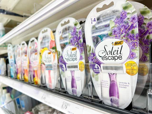 CVS Store Closures: 900 Locations Shutting Down by 2024 - The Krazy ...