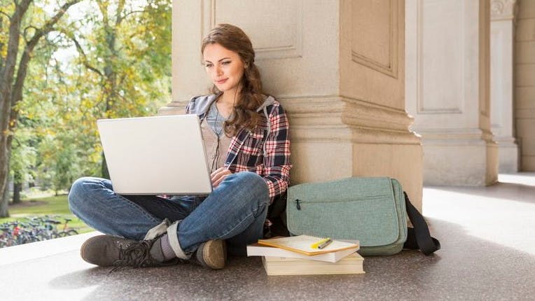 32 of the Best Student Discounts in 2022 - The Krazy Coupon Lady