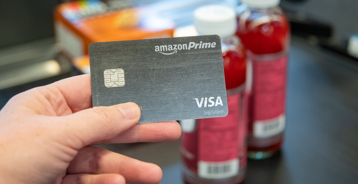 Amazon Credit Card Deals: Free $200 Gift Card and Cash Back - The Krazy ...