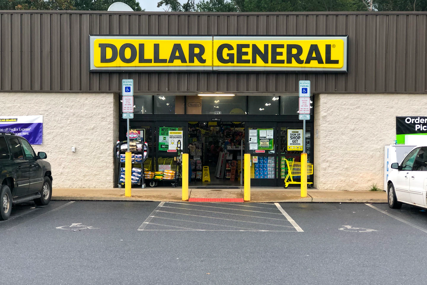 Dollar General Delivery: How It Works (And How to Save 20%) - The Krazy ...