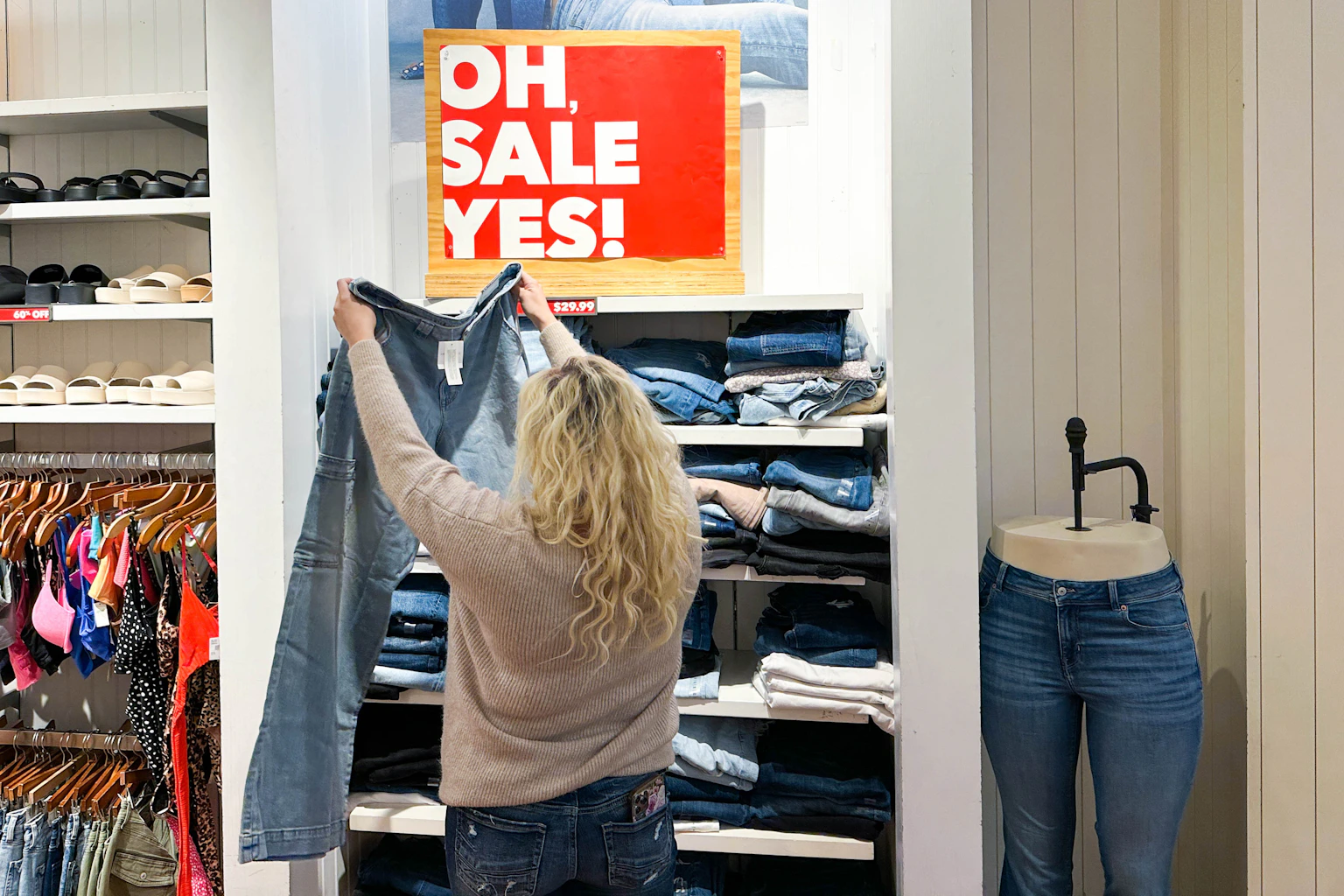 American Eagle Clearance Can Get You Up to 80% Off Jeans - The Krazy ...