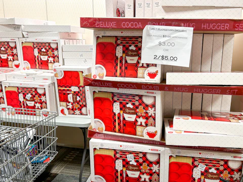 Discount Retail Stores: Shop Target & Walmart’s Leftovers for Cheap ...