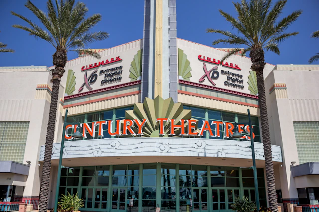 7 Best Movie Theater Subscription Programs, Compared - The Krazy Coupon ...
