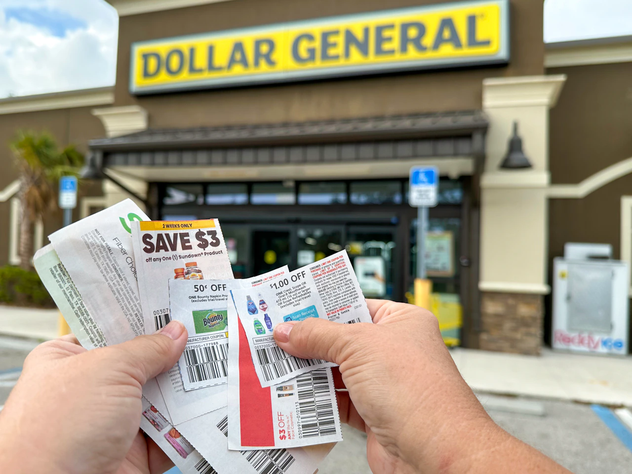 Dollar General Delivery: Fees, Coupons & How It Works - The Krazy ...
